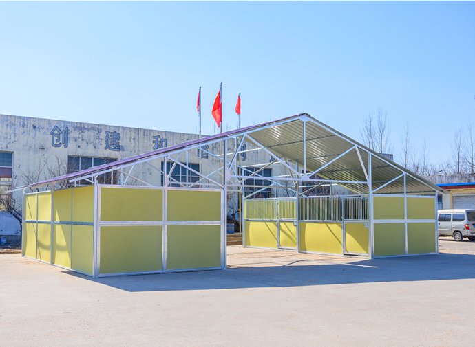 Portable Horse Stall SHE122