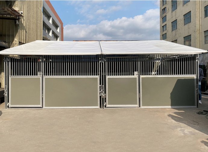 Portable Horse Stall SHE122