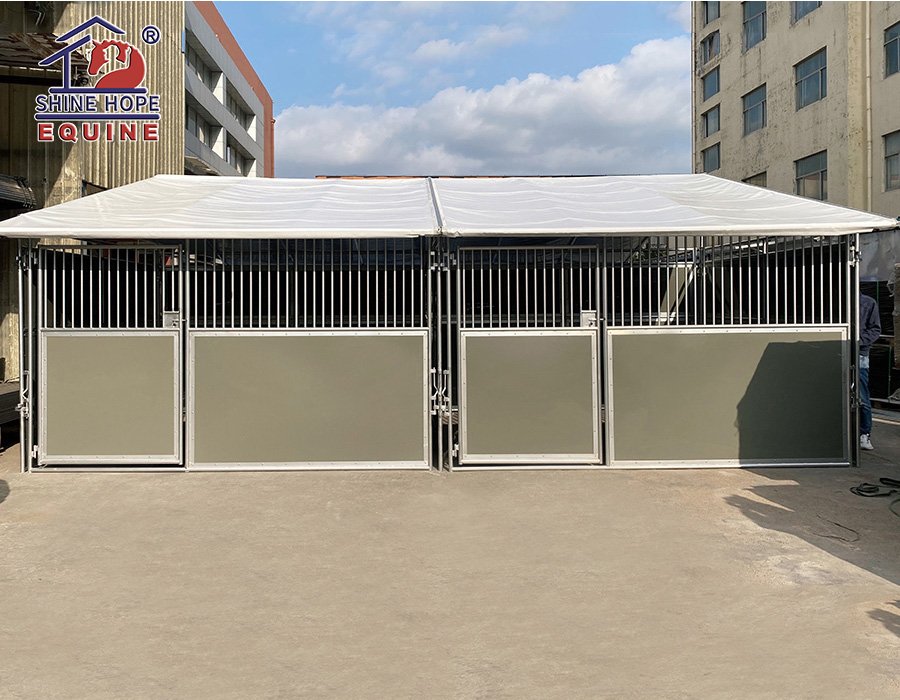 Portable Horse Stall SHE122