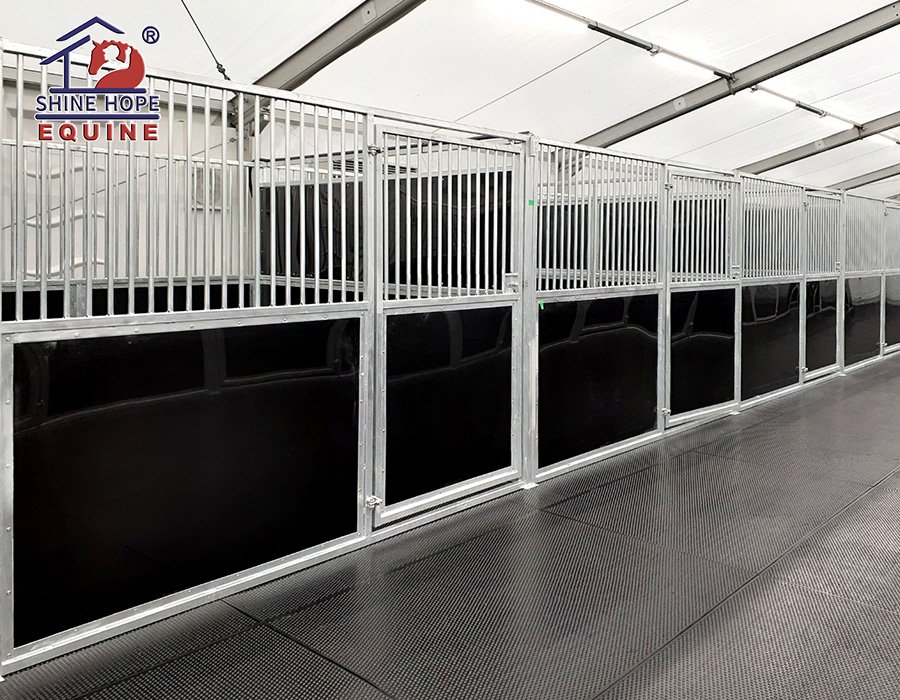 Portable Horse Stall SHE122