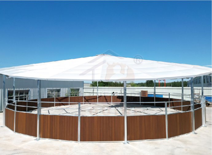 covered round pen