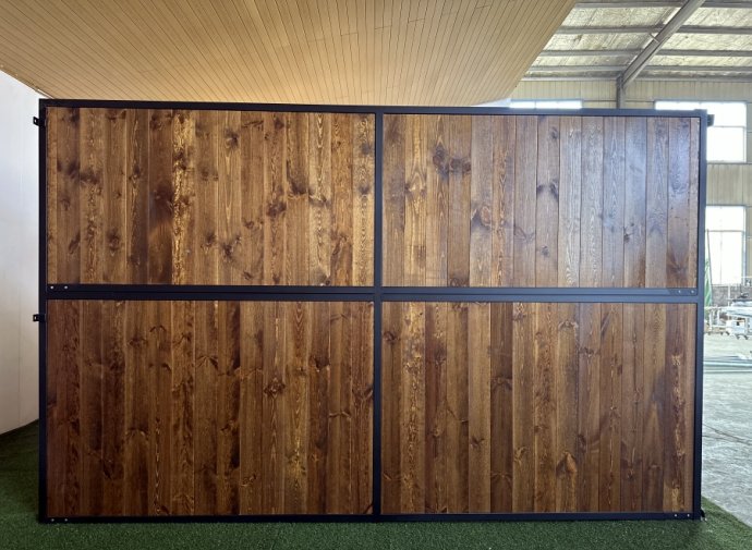 Solid partitions horse stall dividers for sale